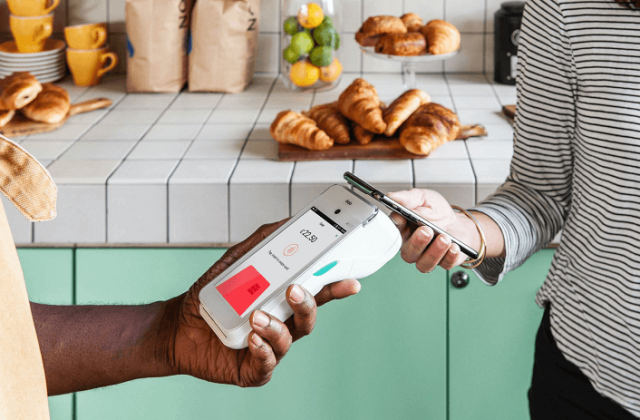 8 Best Card Machines & Readers For Small Businesses 2023