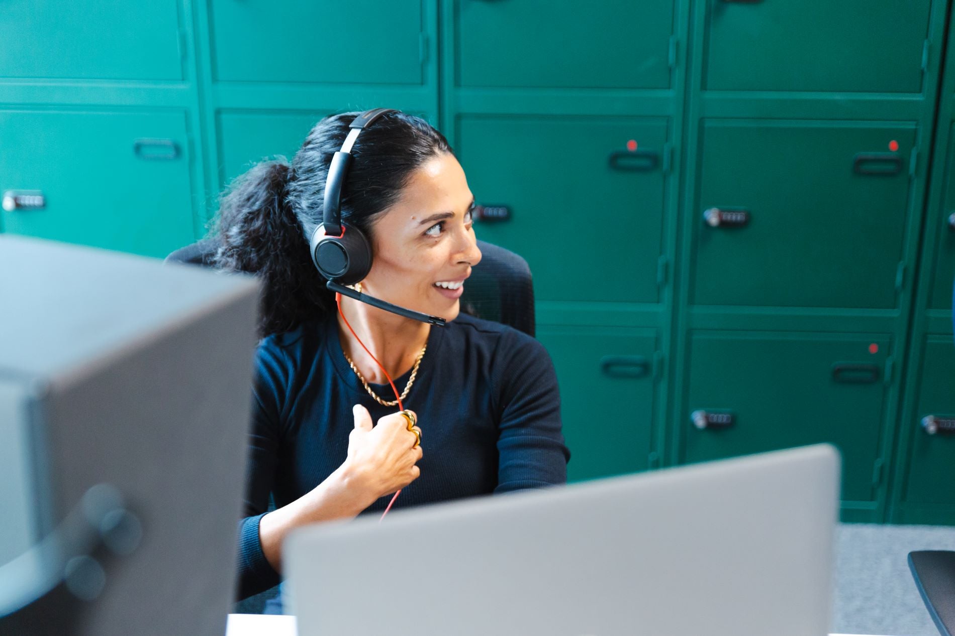 5 Best Multi-Line Phone Systems For Small Businesses