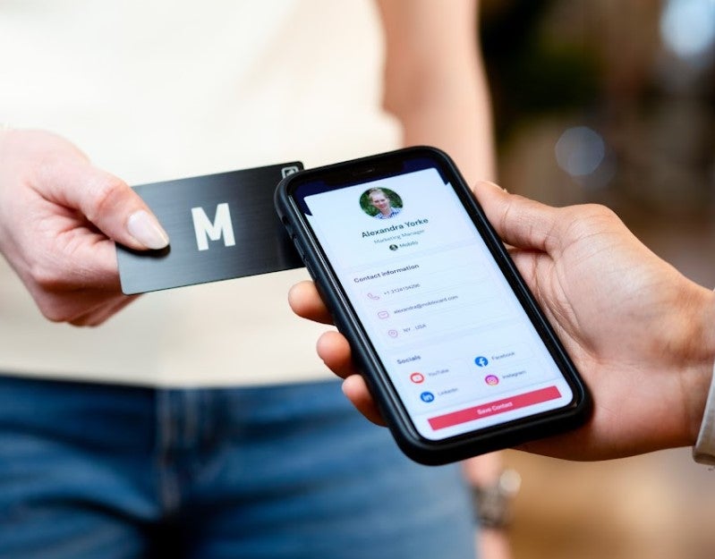 How smart digital business cards can transform networking