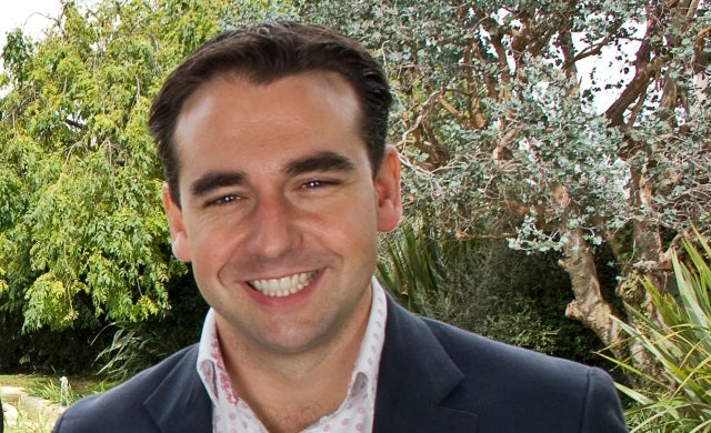 Oli Barrett: Make Your Mark with a Tenner, Web Mission - Startups.co.uk